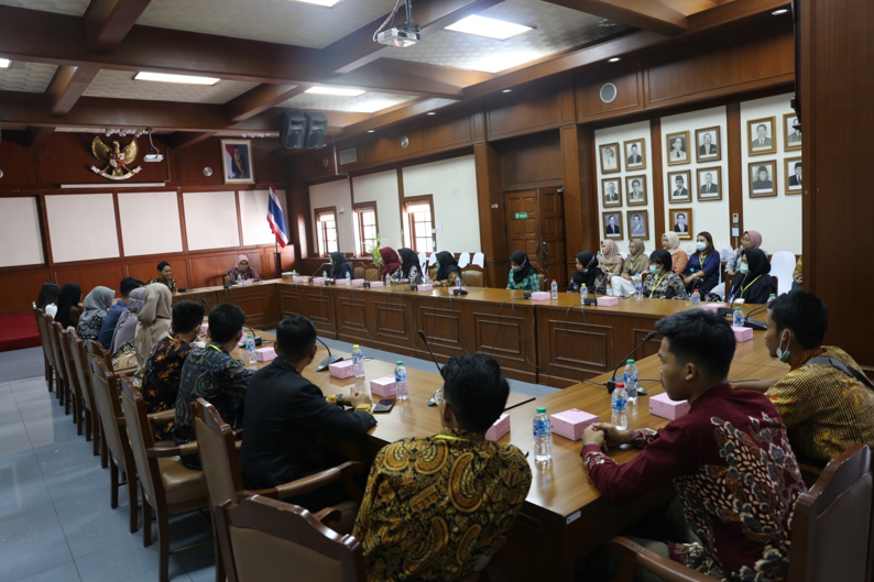 SAUDARA SATU NEGARA KUNJUNGI KBRI BANGKOK – Berita ATDIKBUD